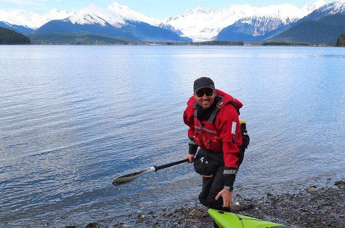 Juneau Small Group Sea Kayaking with Mendenhall Glacier Views - The Wildlife Encounters