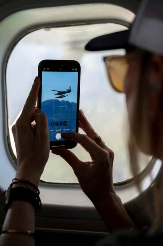 Juneau: Taku Glacier Lodge 5-Glacier Flight & Feast - FAQ