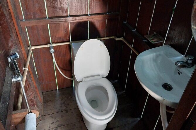 Jungle Towernight Stay: 4-Day Tour in Chitwan National Park - FAQs