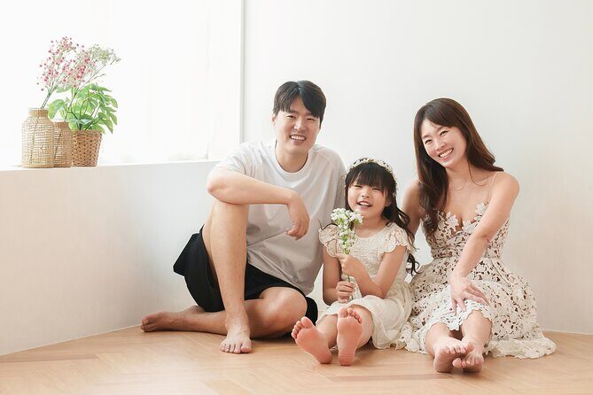 K-Style Couple and Group Photoshoot | Hair and Makeup Optional - Key Points