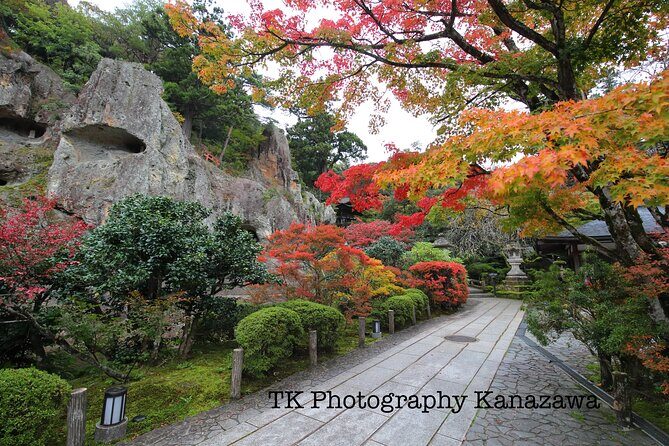 Kaga city private 1 day Photoshoot by professional photographer - Exploring the Kaga City Private Photoshoot Tour: A Genuine Look