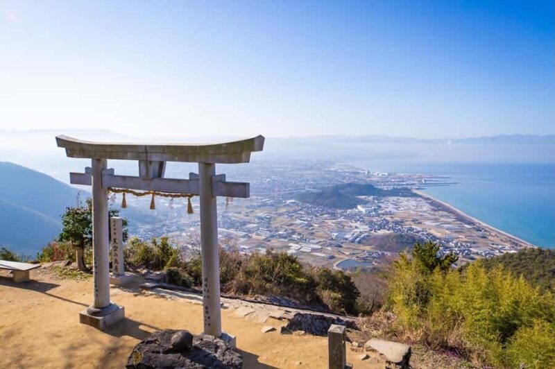 Kagawa: Photogenic Tour with a Private Car - Diving into Spiritual and Coastal Highlights