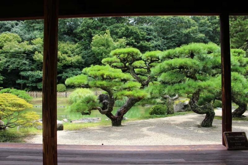 Kagawa: Ritsurin Garden Guided Walking Tour - Key Points