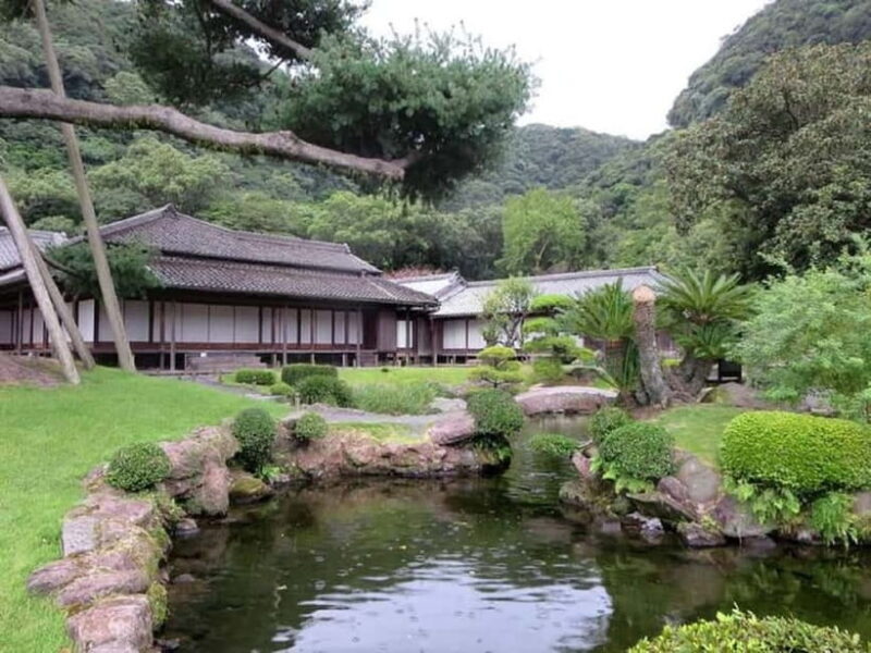Kagoshima: Sengan-en & Castle Town Samurai Walking Tour - Starting Point and Logistics