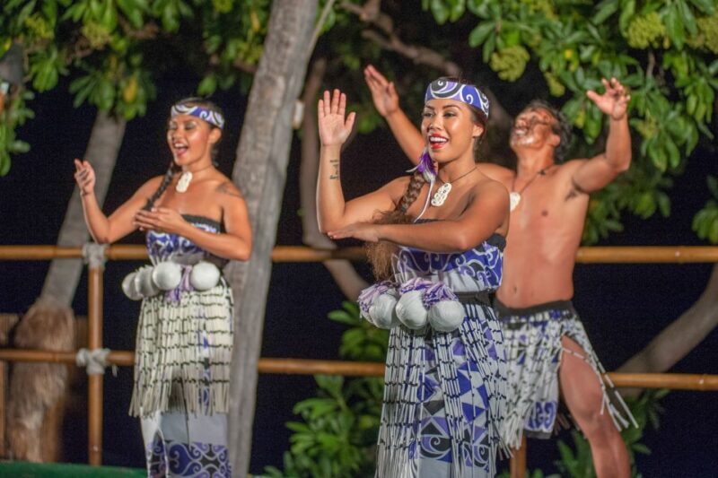 Kailua-Kona: Voyagers of the Pacific Luau with Buffet Dinner - Who Will Appreciate This Experience?