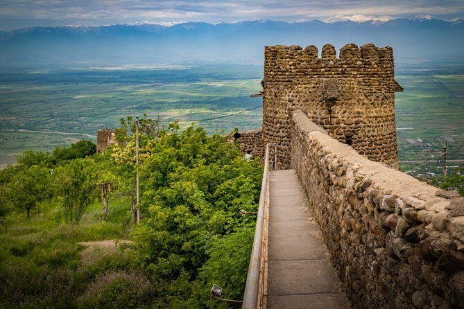 Kakheti: Signagi + Bodbe Monastery + Gurgeniani Waterfall - The Final Word