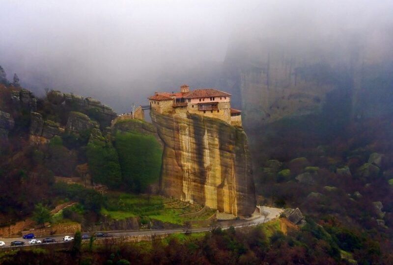 Kalabaka: Meteora Monasteries Minibus Tour with Photo Stops - Who Will Love This Tour?