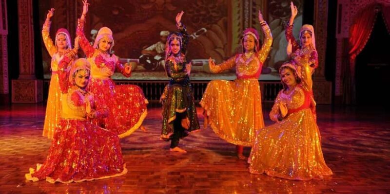 Kalakriti Mohabbat-the-Taj Show: Evening Cultural Experience - Who Will Love This Tour?