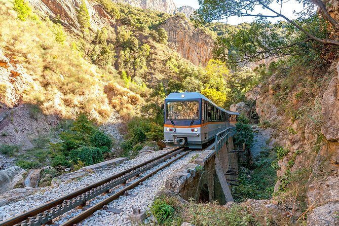 Kalavryta, Rack Railway & Cave of Lakes Full Day Private Tour - What Travelers Say
