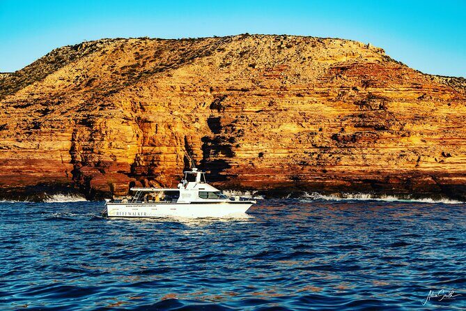 Kalbarri Sunset Cruise along the Coastal Cliffs - An Immersive Look at the Kalbarri Sunset Cruise