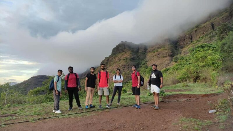 Kalsubai Hike (Midnight Pickup) - An Authentic Adventure in Maharashtra’s Mountain Range