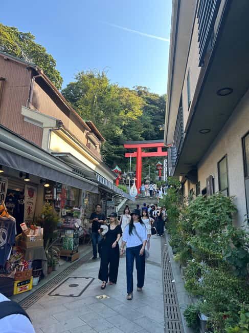 Kamakura and Enoshima: Local Flavors & Culture Walking Tour - Key Points