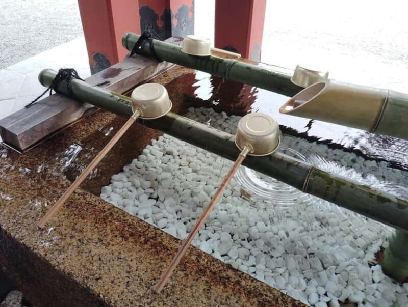 Kamakura: Tsurugaoka Hachimangu & Komachi Street Tour - A Walk Through Kamakuras Highlights