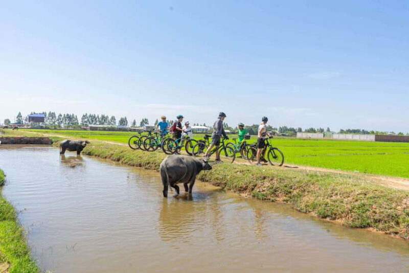 Kampong Phluk: Floating Village Bike Tour and Sunset Cruise - An In-Depth Look at the Kampong Phluk Bike and Sunset Tour