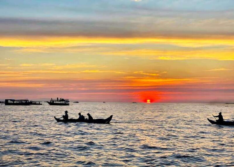 Kampong Phluk Floating Village: Private Sunset Tour - Key Points