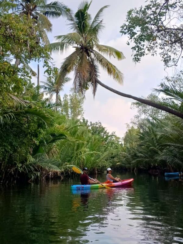 Kampot: Kayak, Snacks, Beach & Local Lunch - FAQ