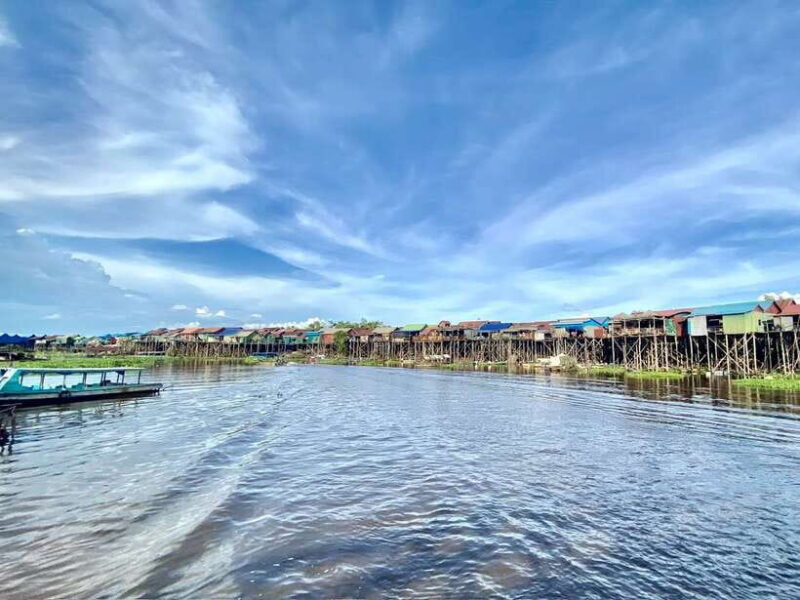 Kampung Khleang Floating Village - An Authentic Cambodian Waterworld: Your Gateway to Kampung Khleang