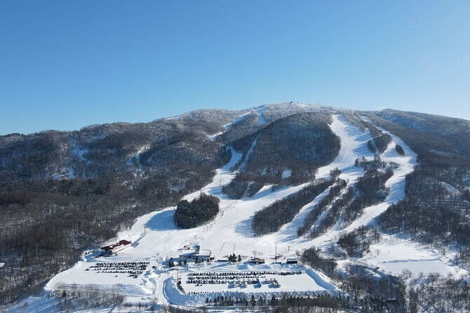 KAMUI SKI LINKS Snow CAT Tour - A Close Look at the Kamui Ski Links Snow CAT Tour