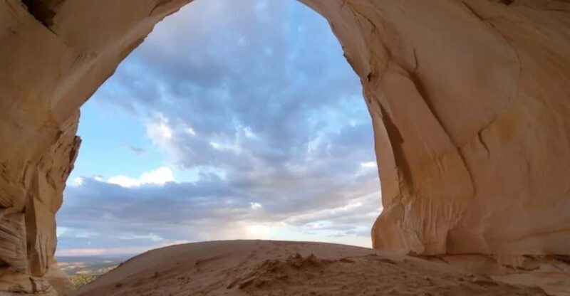 Kanab: The Great Chamber Guided Tour & Hike - Key Points: