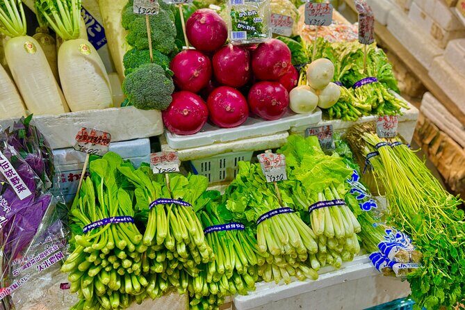 Kanazawa: 2-Hour Private Tour of Omicho Market with Tastings - Who Will Love This Tour?