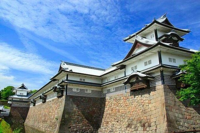Kanazawa 6hr Private Tour with Government Licensed Guide - A Closer Look at the Kanazawa Private Tour