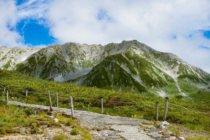 Kanazawa Day Tour: Shomyo Falls & Tateyama Mountain Walks - An In-Depth Look at the Experience