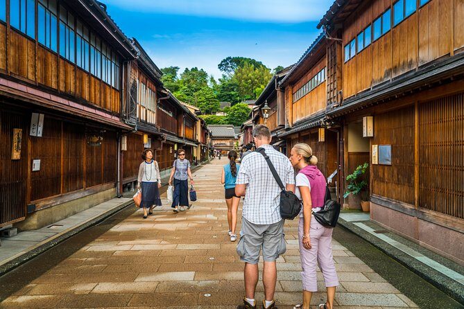 Kanazawa Full Day Private Tour: Local Highlights & Hidden Gems - Key Points