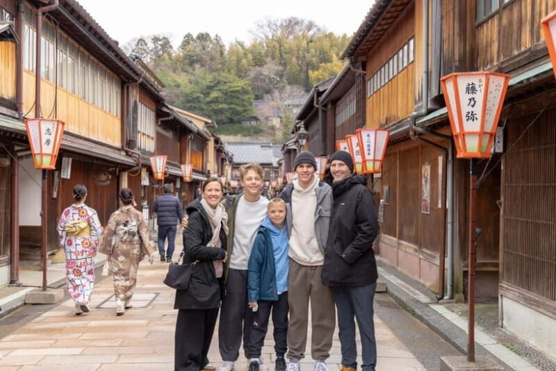 Kanazawa Half Day E-bike Tour - Key Points