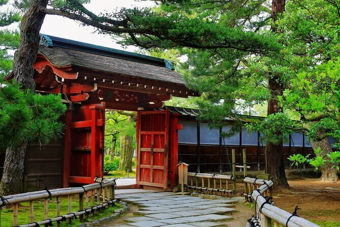 Kanazawa Must-See Spots Full Day Tour - Key Points