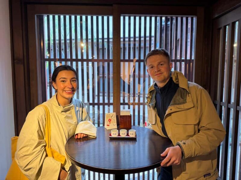 Kanazawa: Omicho Market & Higashi Chaya Food & Sake Tour - Key Points