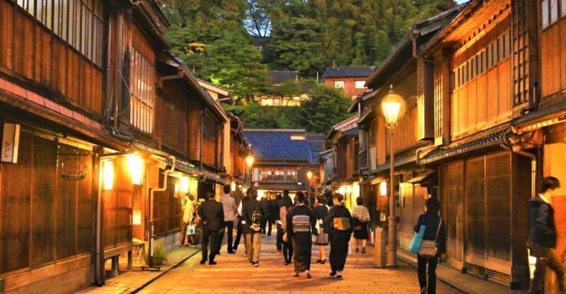 Kanazawa: Private Tour with Local Guide - Why Choose the Kanazawa Private Tour? A Deep Dive