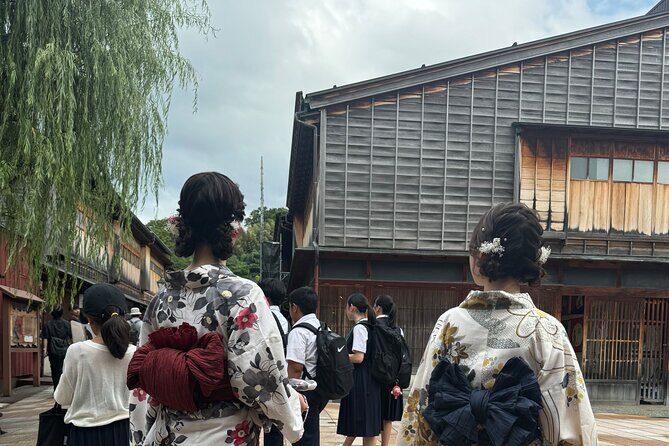 Kanazawa Samurai and Geisha Districts Private Walking Tour - Exploring Kanazawa’s Samurai and Geisha Districts: A Practical Review
