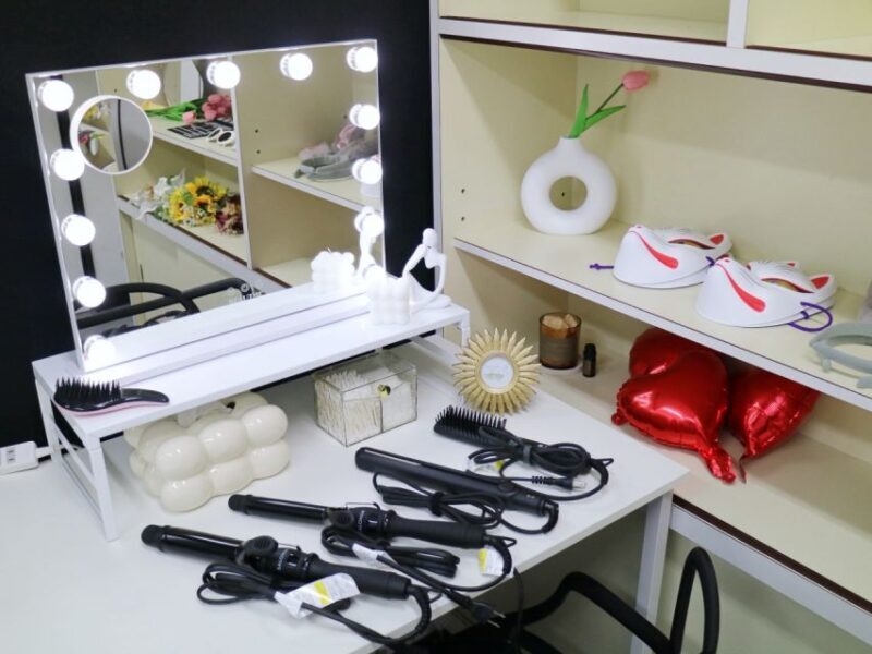 Kanazawa: Selfie Photo Experience with Rental Kimono - Moon - FAQ