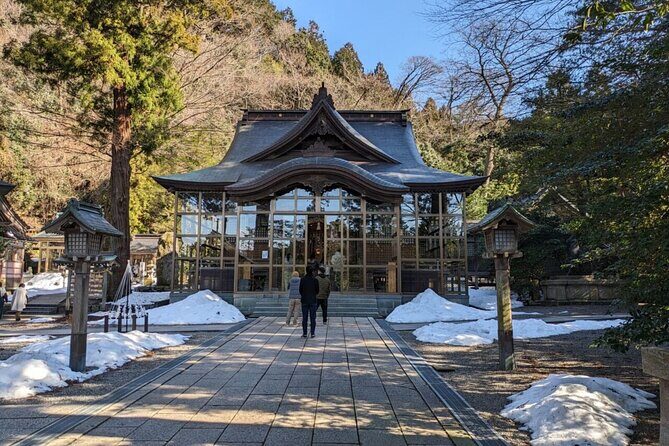 Kanazawa Temples Panoramic Landscape Views and Butterflies - Transportation & Group Size