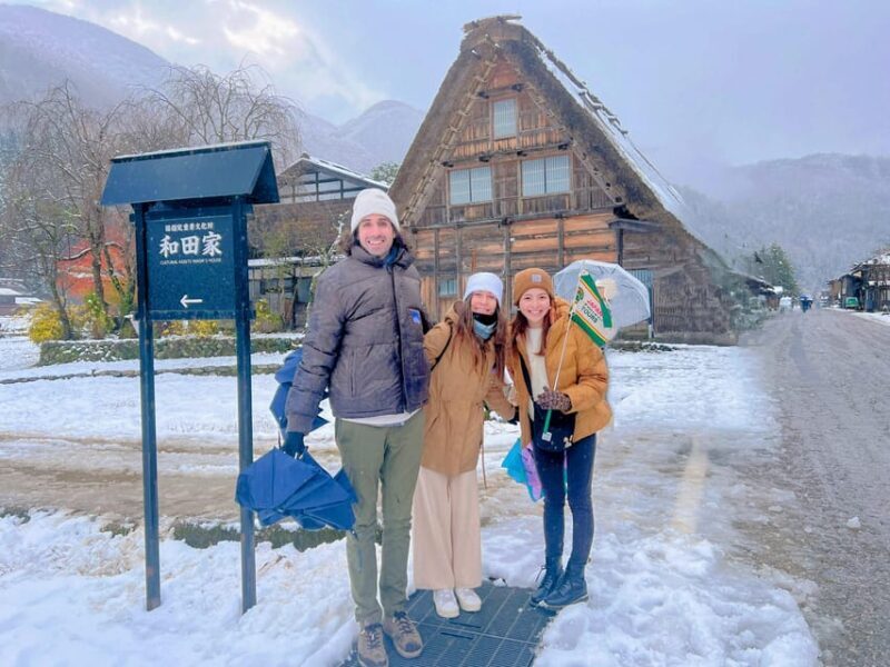 Kanazawa: World Heritage Shirakawa-go Guided Tour - Key Points