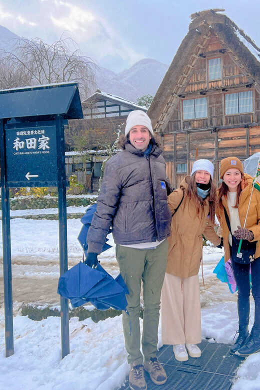 Kanazawa: World Heritage Shirakawa-go & Two Local Experience - Key Points