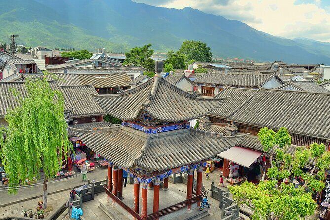 Kanazawas Timeless Culture Private Tour - Enchanting Higashi Chaya District: A Window into Geisha Culture