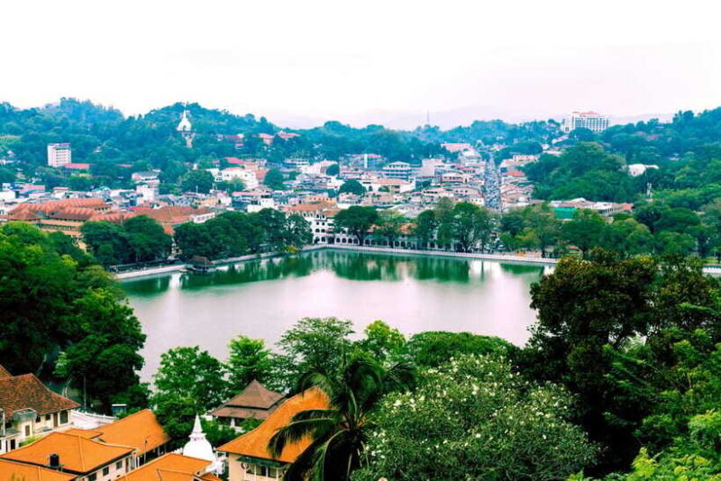 Kandy: All-day Ambuluwawa and Kandy City Tour by Tuk-Tuk - FAQ