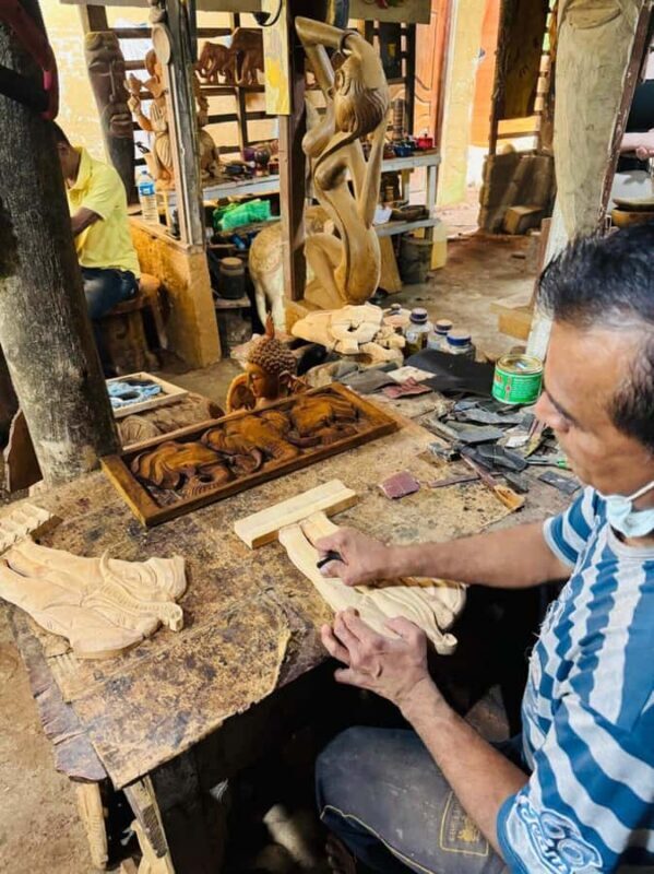 Kandy: All Include Wood Carving Workshop (Local by Tuk Tuk) - The Sum Up