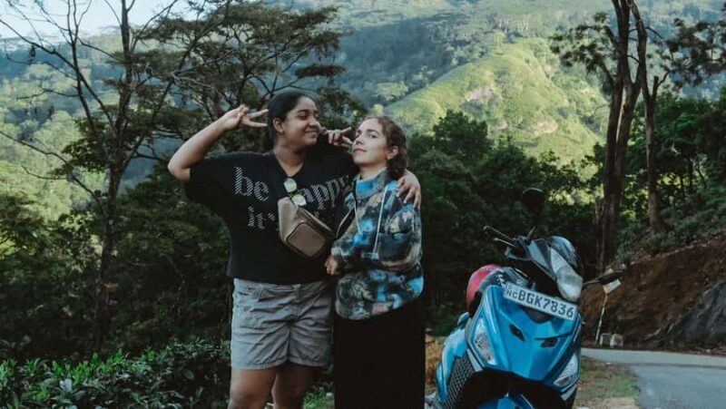 Kandy: Ambuluwawa Tower, Temples, and Tea Factory Tour - Key Points