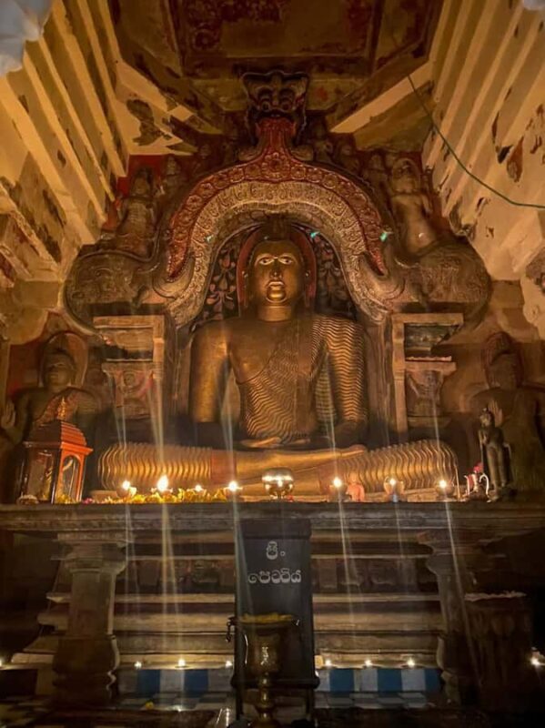 Kandy: Carvings, Stone Temples & Sacred Rituals Day Tour - A Deep Dive Into the Kandy Experience