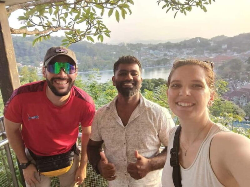 Kandy City Private Guide Tour by Tuk Tuk - Key Points