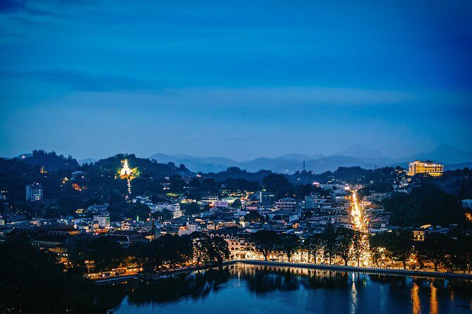 Kandy City Tour - Kandy War Cemetery