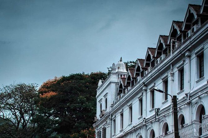 Kandy City Tour - Visiting the Temple of the Sacred Tooth Relic