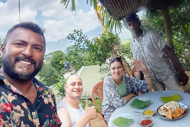 Kandy City Tour by Tuk Tuk with sana - The Sum Up