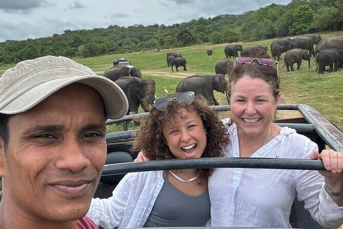 Kandy City Tour with Ambuluwawa by Tuk Tuk - Authenticity and Personal Touch