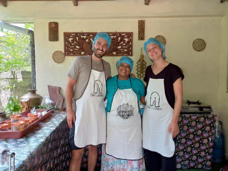 Kandy Cooking Class With Nilu (Free pick up & Drop) - FAQs