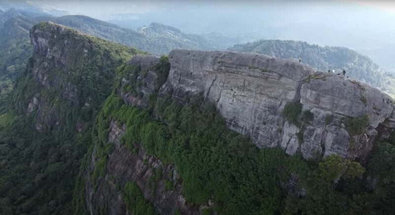 Kandy: Hanthana Lizards Back Hike - An Authentic Mountain Adventure Near Kandy