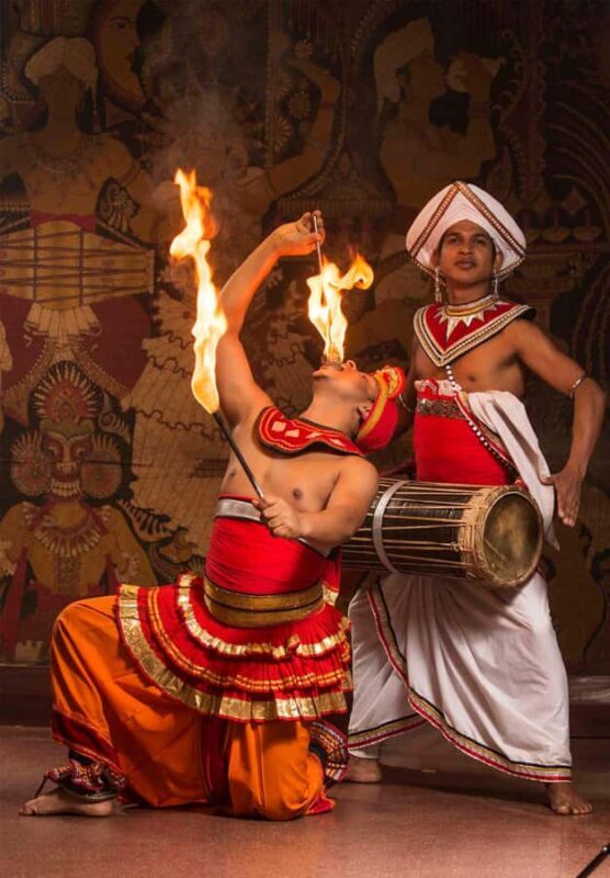 Kandy Lake Club Cultural Dance Show Experience - Who Should Consider This Tour?