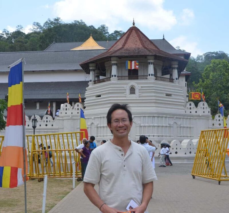 Kandy: Local Food Tour by Tuk-Tuk  All Inclusive - Additional Tips